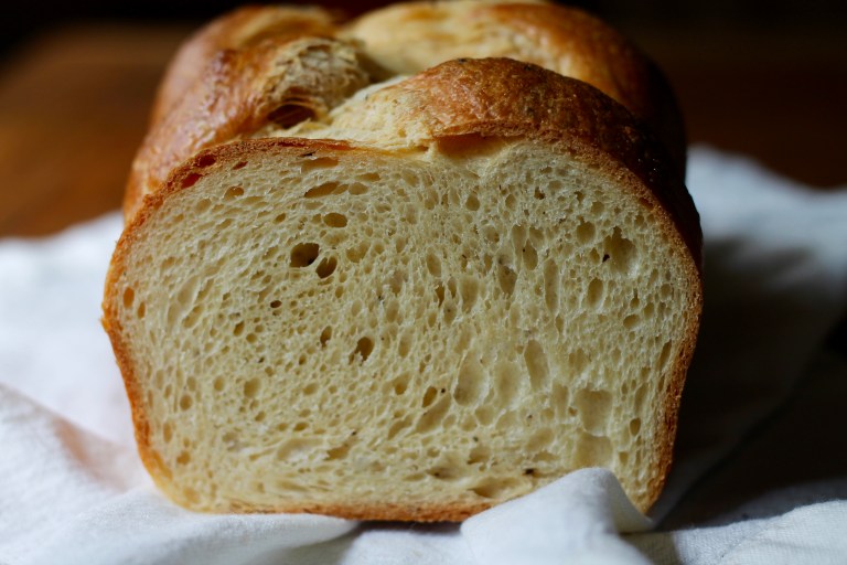 Crescia al Formaggio {Italian Easter Cheese Bread} – Korena in the Kitchen